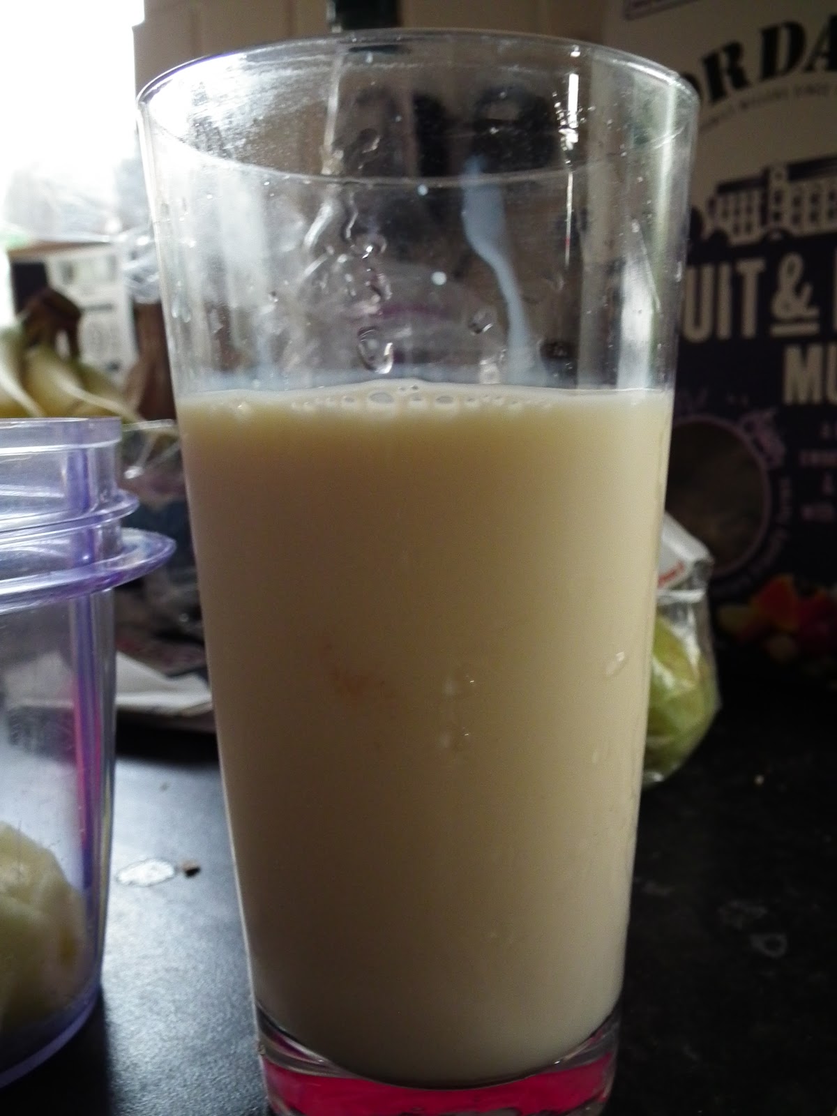 Recipe: Chocolate Pear Recovery Shake - Sparkle and Shade