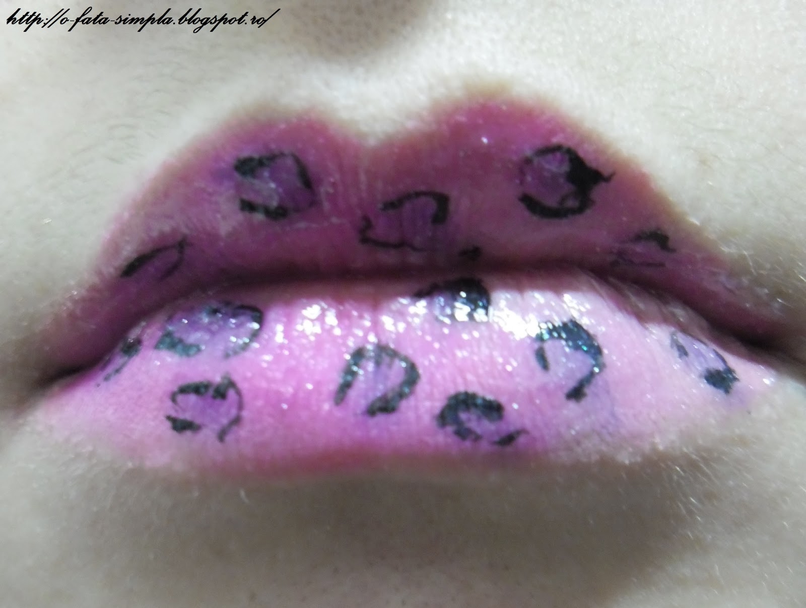 O fata simpla: Leopard print lips
