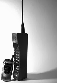 Nizam & Zila Blog....: Evolusi Handphone