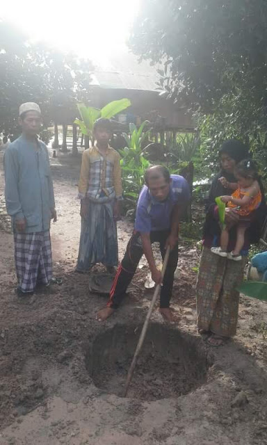 Lagi telaga wakaf jenis kerek siap untuk digunakan di Kampung Thom ~ K ...