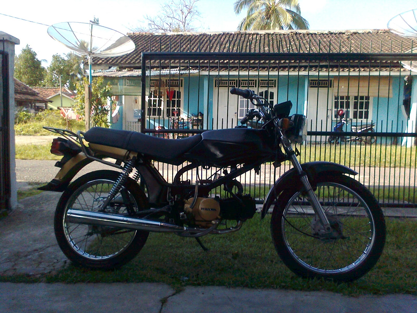 Warna Hidup: Honda Win Selalu Setia Dalam Suka Dan Duka