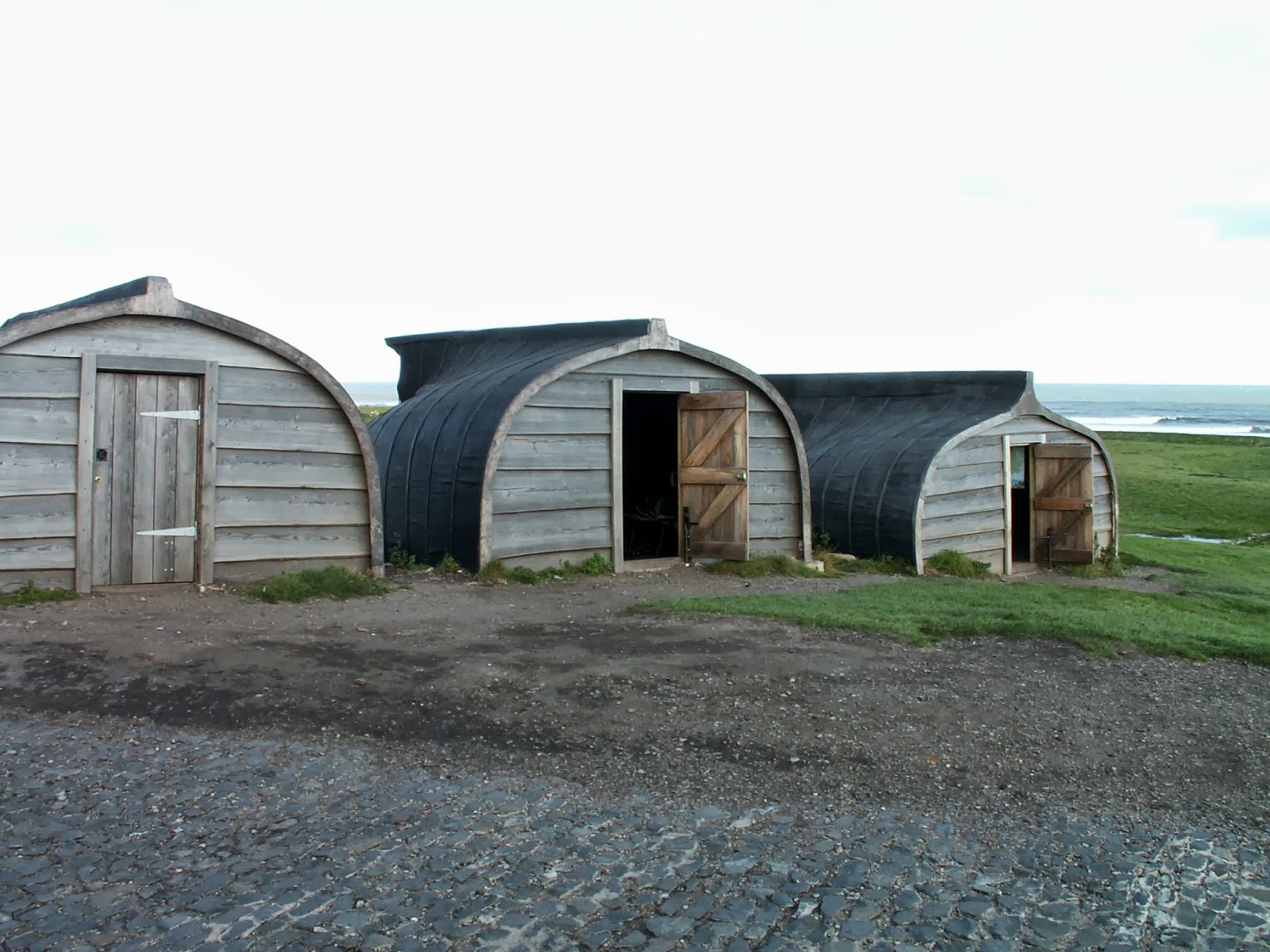 Roy's blog: SOME UNUSUAL 'PRACTICAL' BUILDINGS