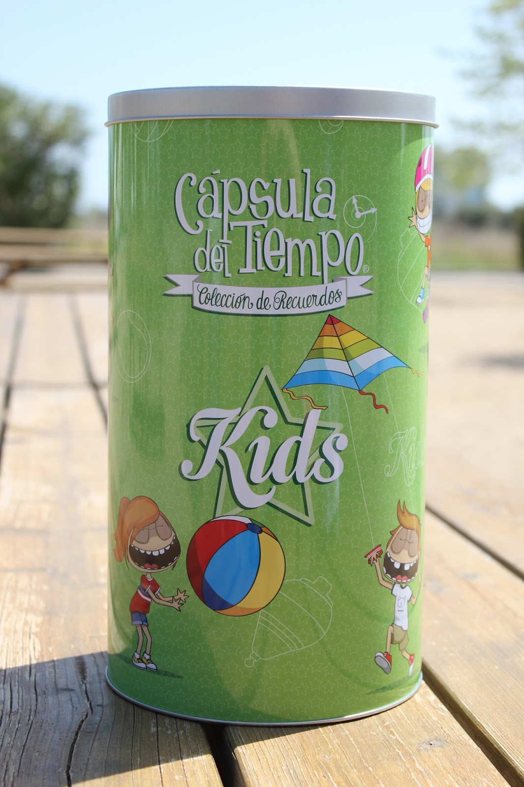 Los secretos de Arlet: PASADO Y FUTURO JUNTOS EN:" LA CAPSULA DEL TIEMPO"