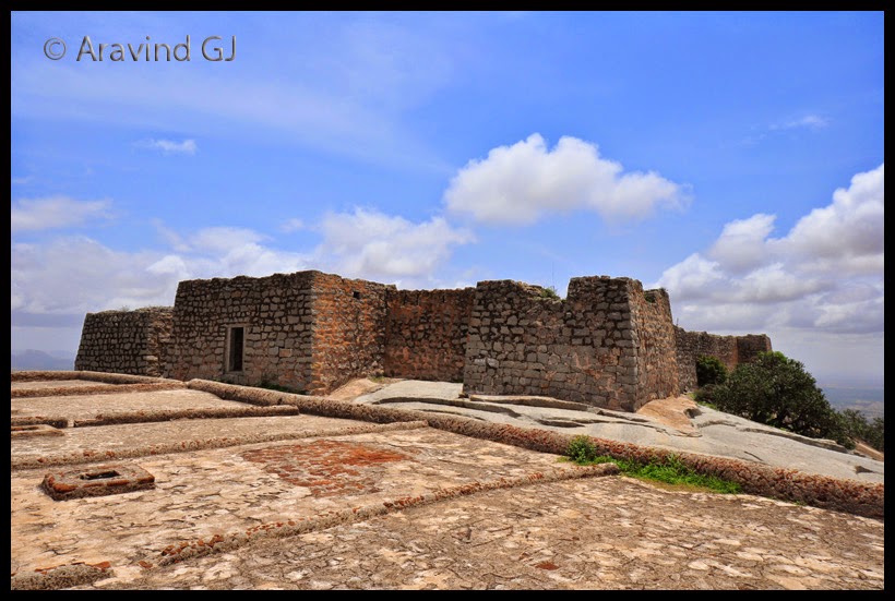 Treks and travels: Madhugiri fort… a second attempt