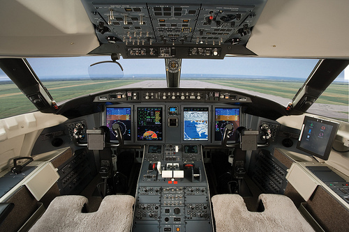 Bombardier Challenger 850 - Fly in The Sky