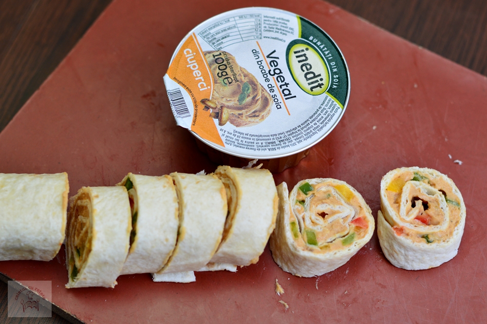 Rulouri aperitiv cu pate vegetal din boabe de soia - CAIETUL CU RETETE