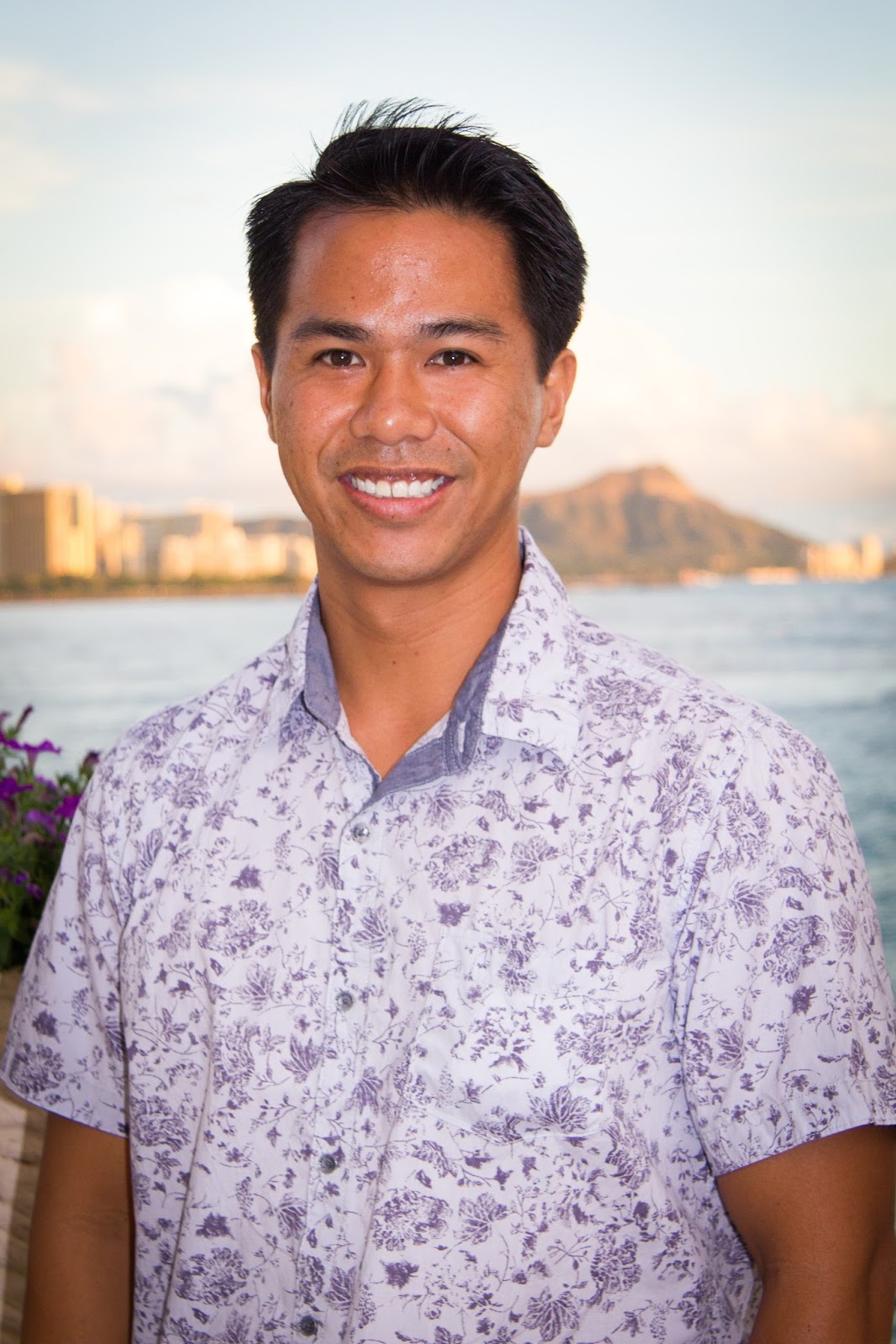 Kids' Book Review: 12 Curly Questions with blogger Justin Kam