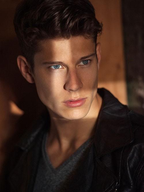 Eian Scully by Jon Malinowski | Oh yes I am