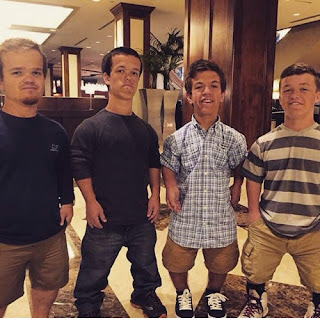 Hot..Dwarfs ....Short..Guys