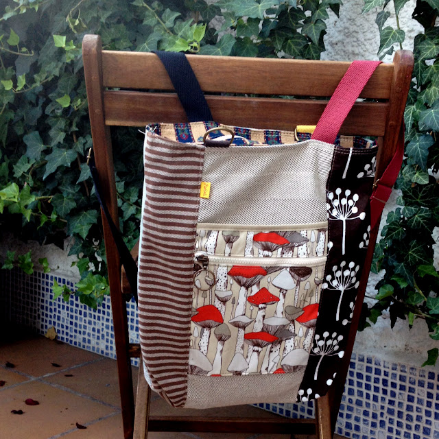 Marina Molares: PeSeta's new Bolsomochila (bag-backpack) with my mushrooms!