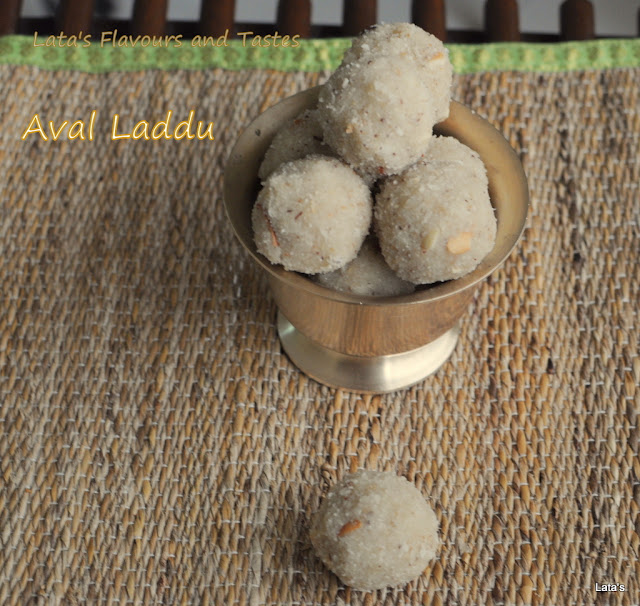 Flavours and Tastes: Aval Ladoo for Janmashtami