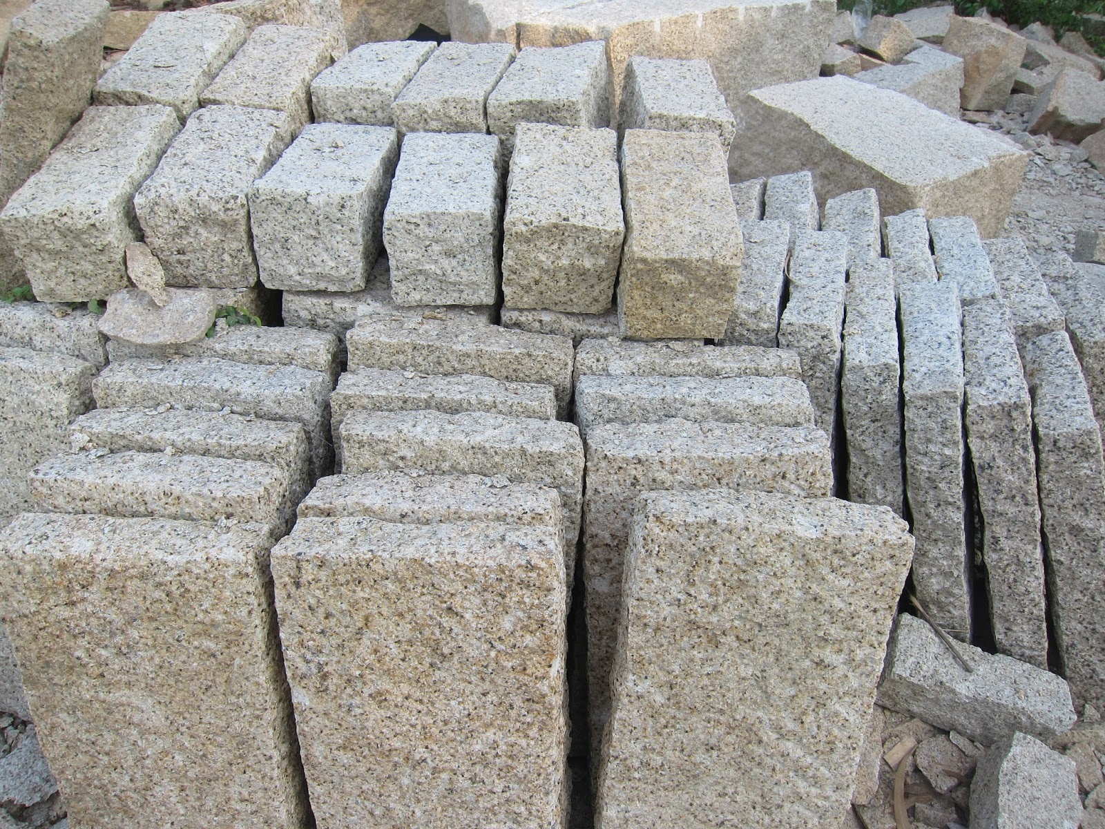 Vietnam Basalt-Granite-Marble-Sandstone-Bluestone-Ceramic-Nano ...