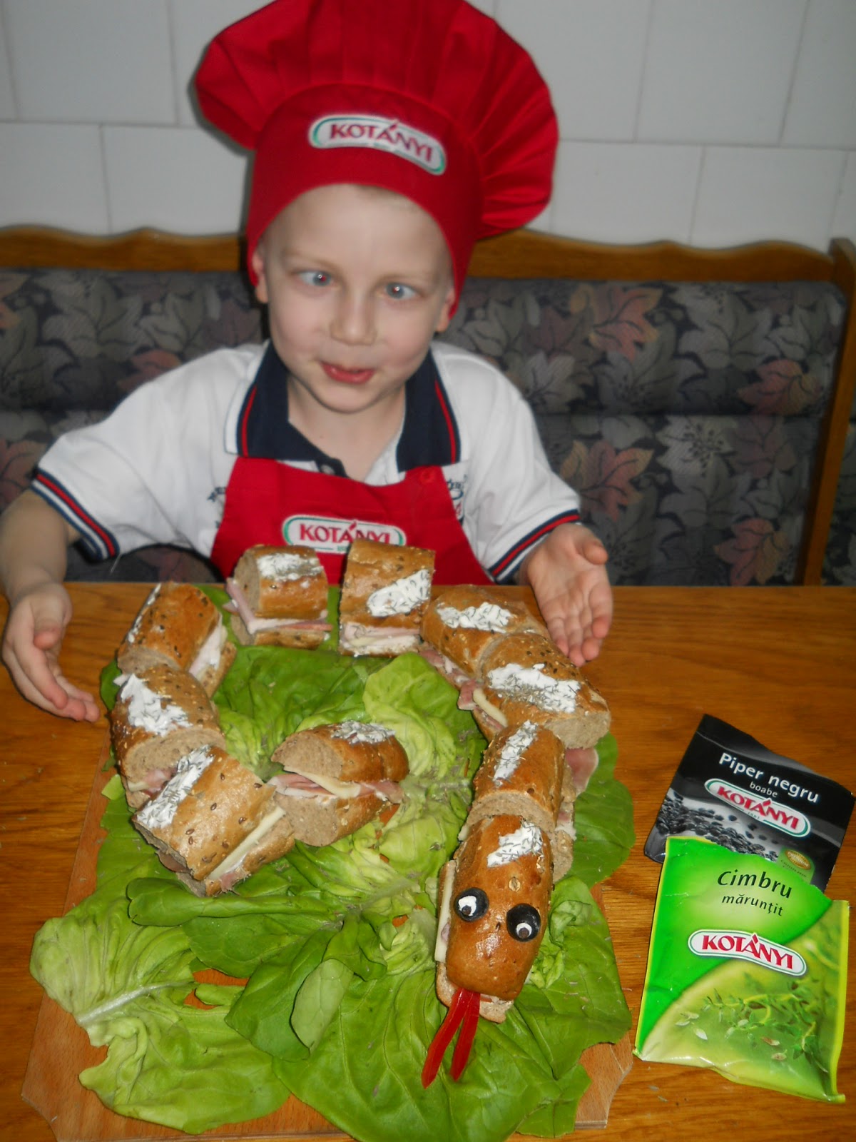 Micii bucatari !: "Sarpe" sandwich