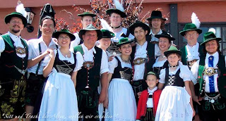 Clothing Style: German Traditional Clothing Style