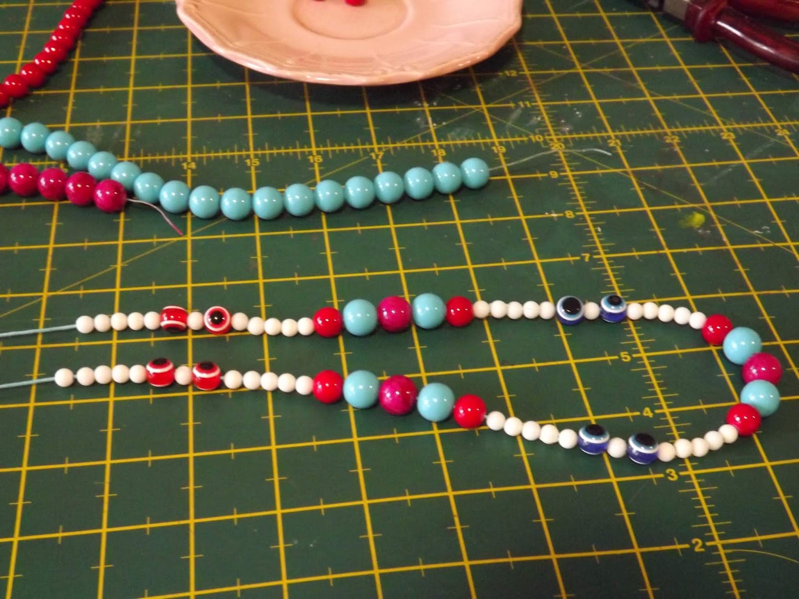 A Pretty Talent Blog: Jewelry Making: Three Strings In One