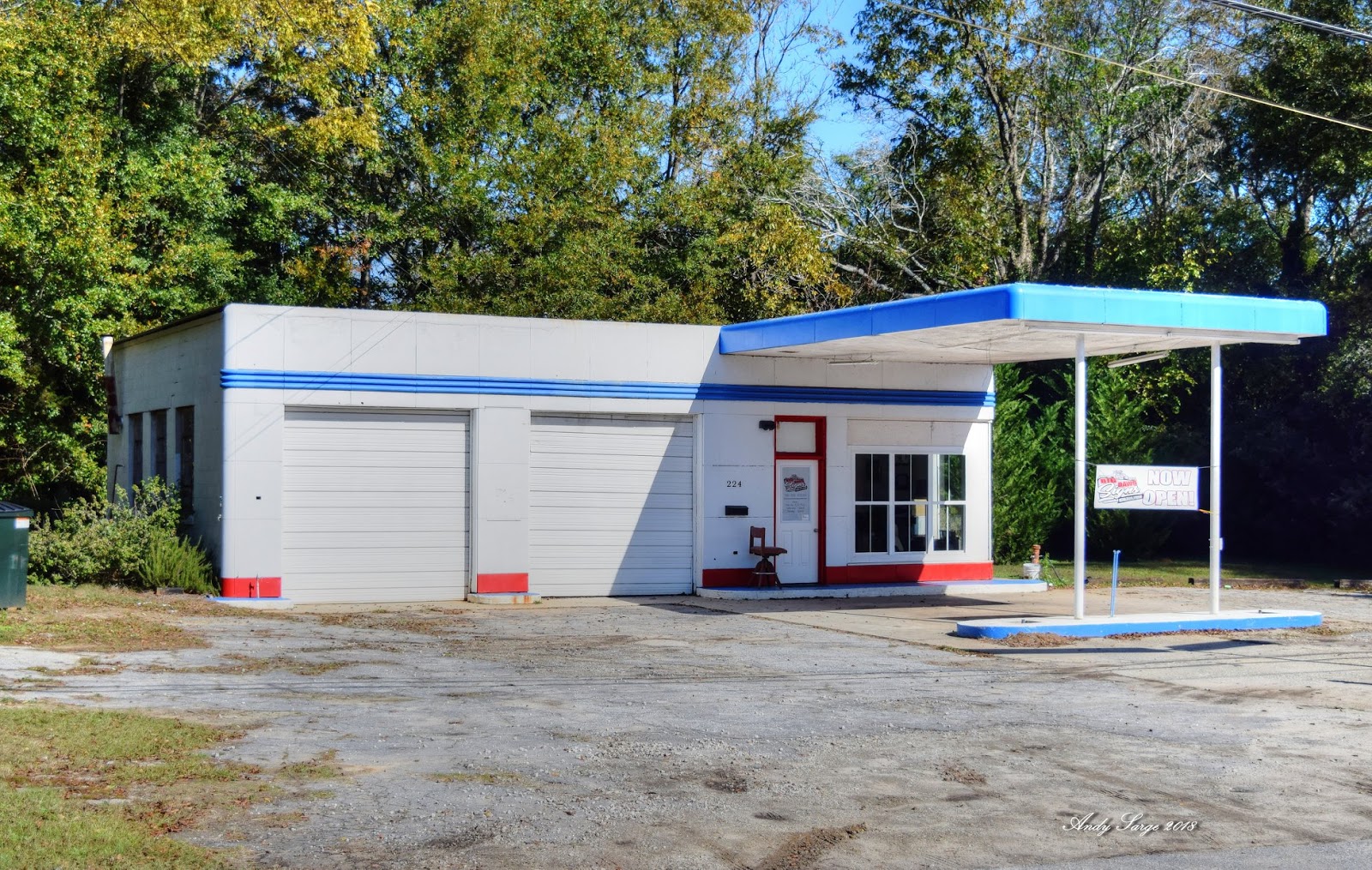Forgotten Georgia: Classic Service Station Design in Lexington