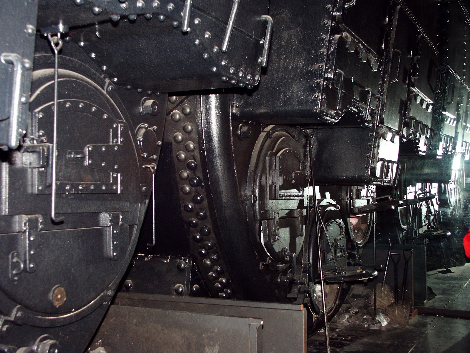 TITANIC ENCYCLOPEDIA: SPESIFIKASI TITANIC