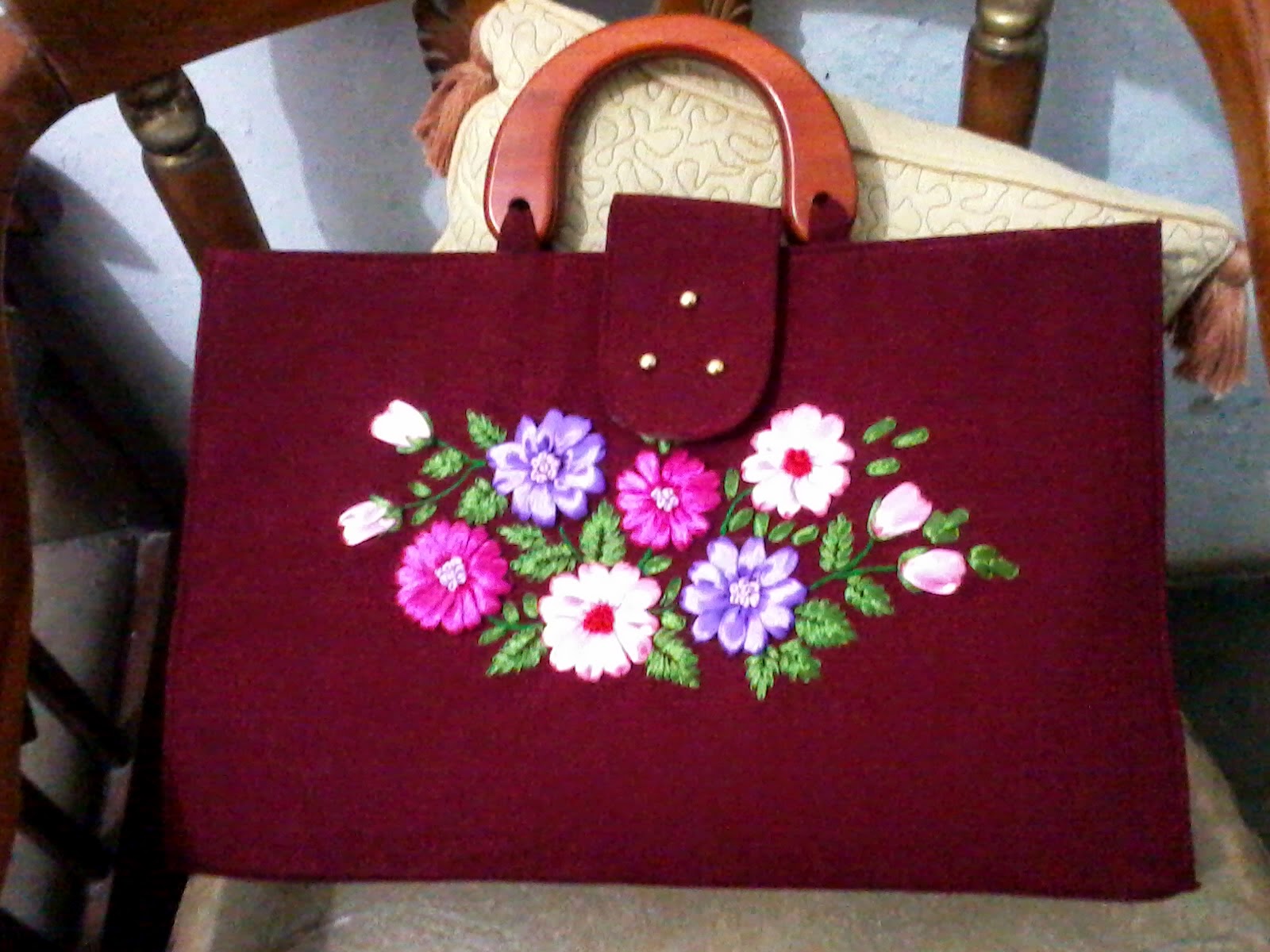 tas sulam pita | LKP Kusuma Sari