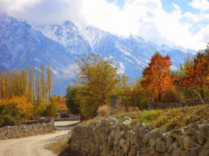 Gulmit Gojal, Hunza-Gilgit Baltistan, Pakistan - Exploring Spectacular ...