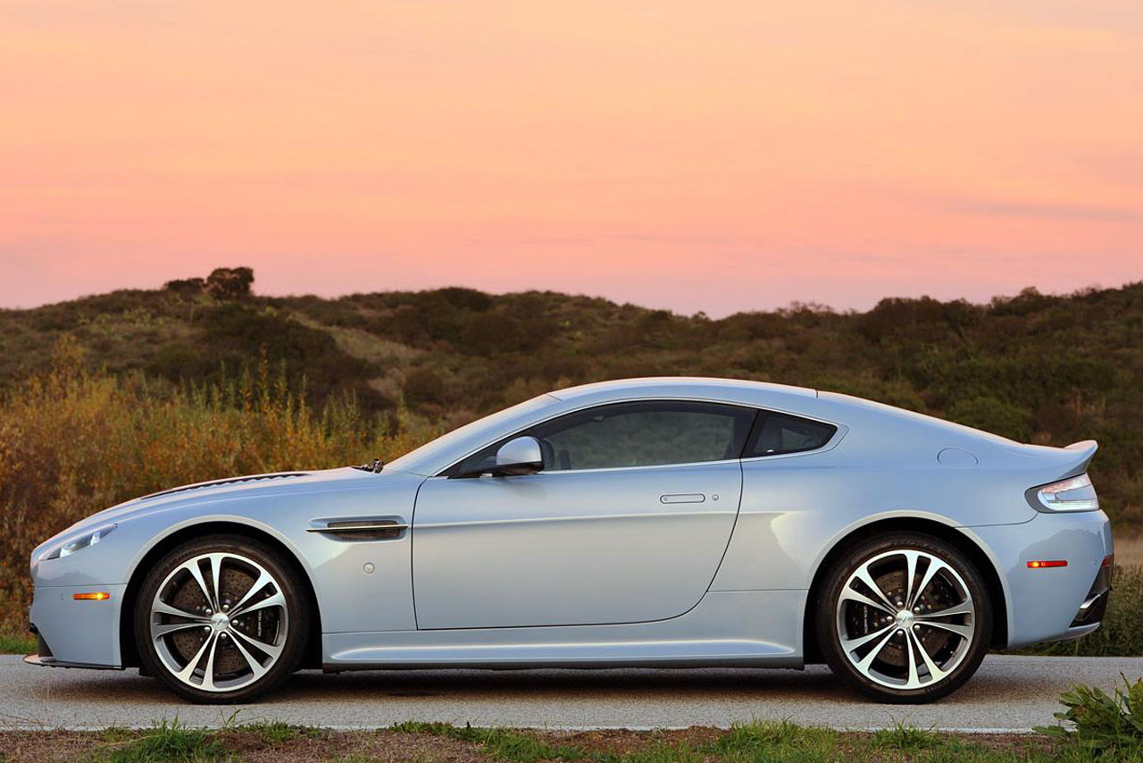2011 Aston Martin Vantage - Autoblogzine