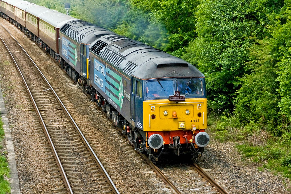 47s and other Classic Power at Southampton: 47832 into storage