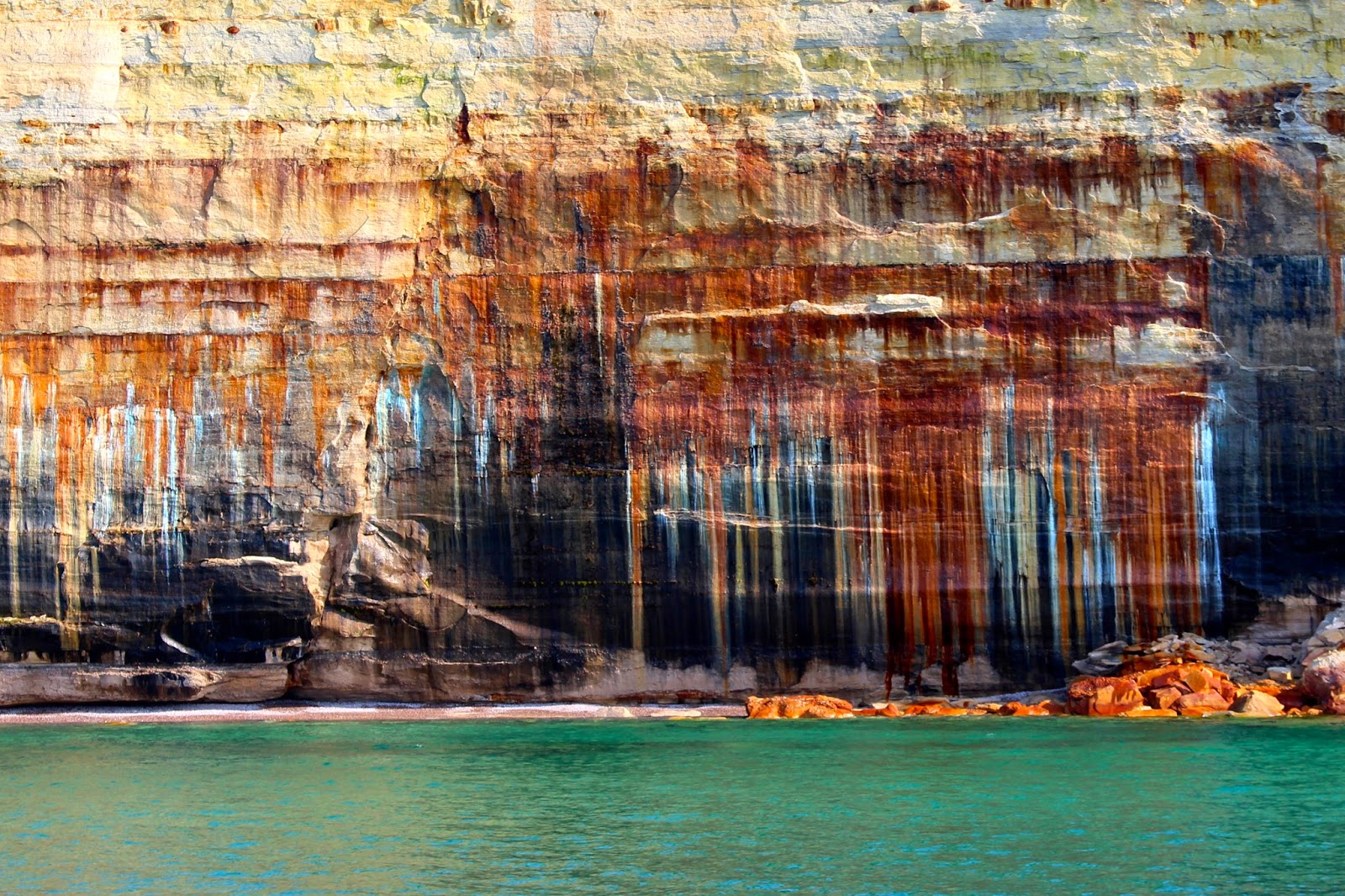 Think Outside! : Lake Superior Pictured Rocks
