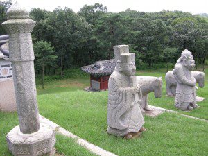 Life's Journey: Makam Myeongneung | The Tombs of King Sukjong, Queen ...