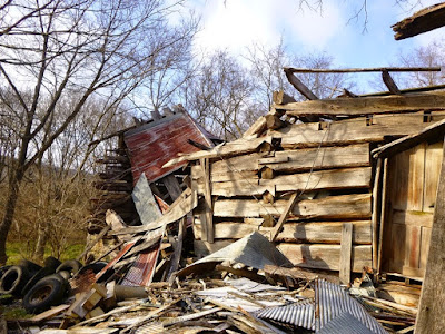 The Log Blog: Happy unions - joining two logs together.