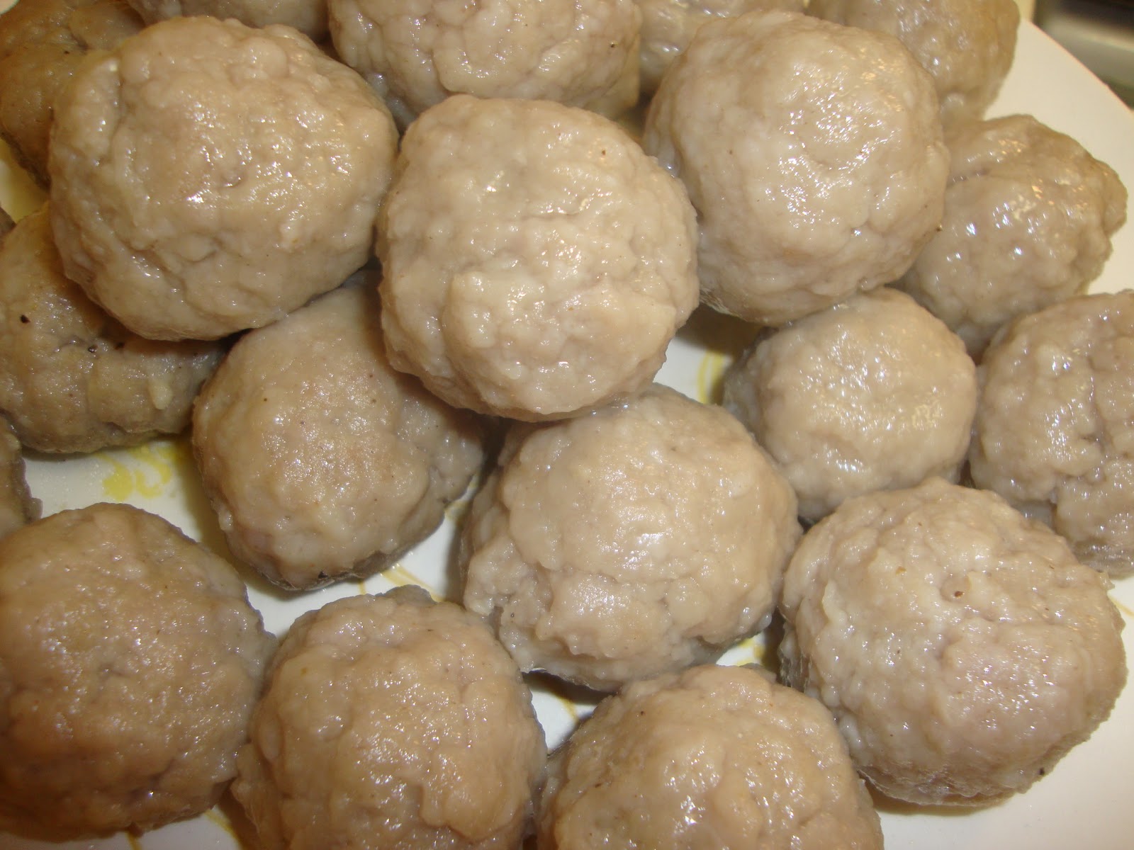 Food and Life: Homemade Bakso (meat ball)