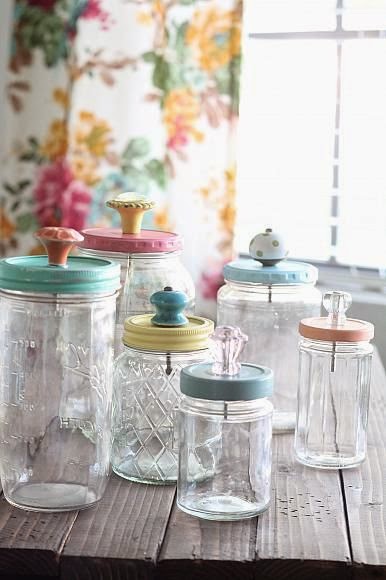 Painted mason jar lids with pretty knobs, easy DIY and a great way to ...