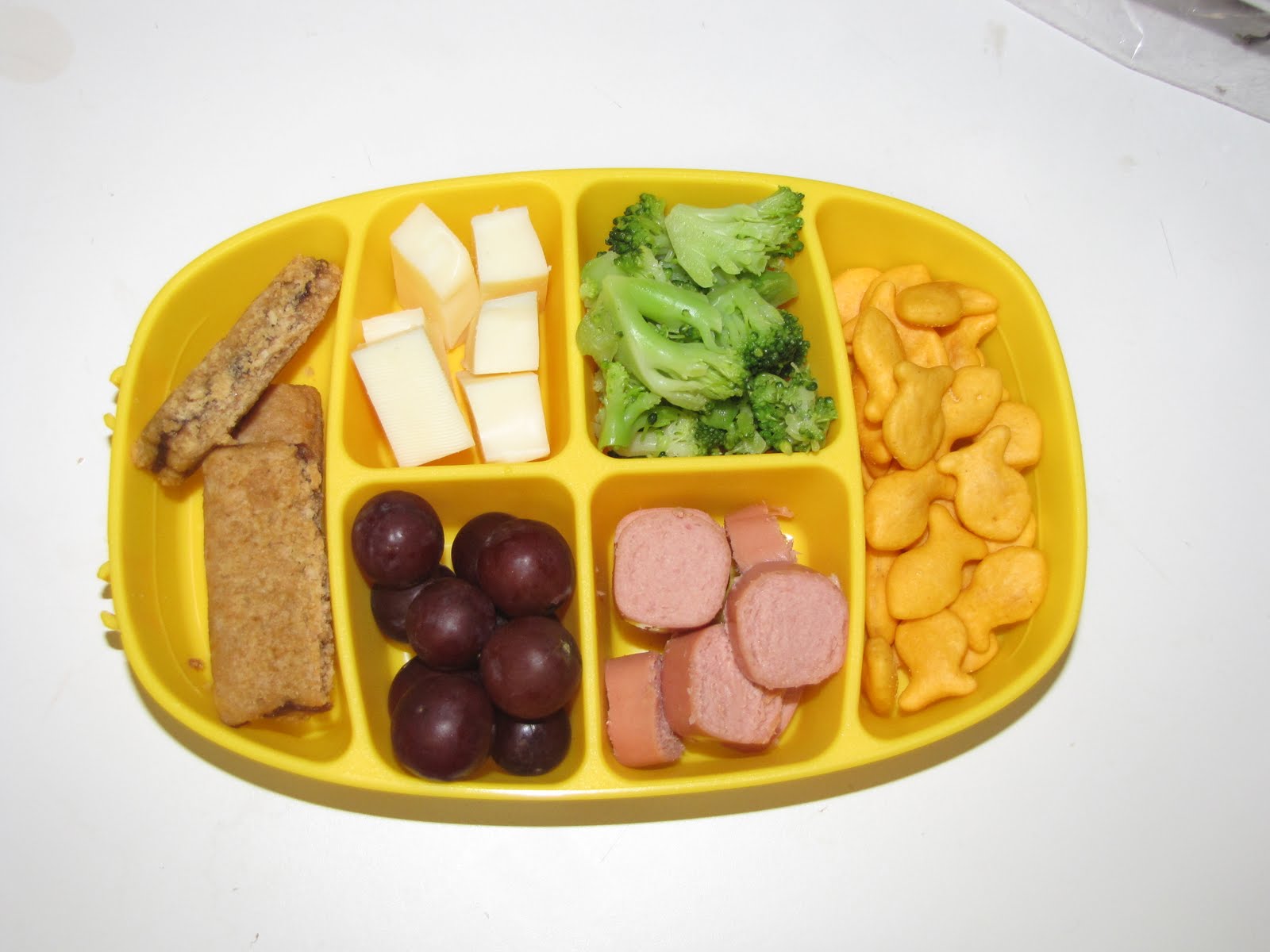 Building Rainbows Toddler Lunch Ideas