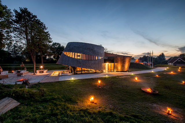 A modern fort that recalls the glorious past