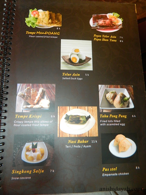 SangPetualang: Iseng - iseng Mengintip Menu di The House Of Raminten