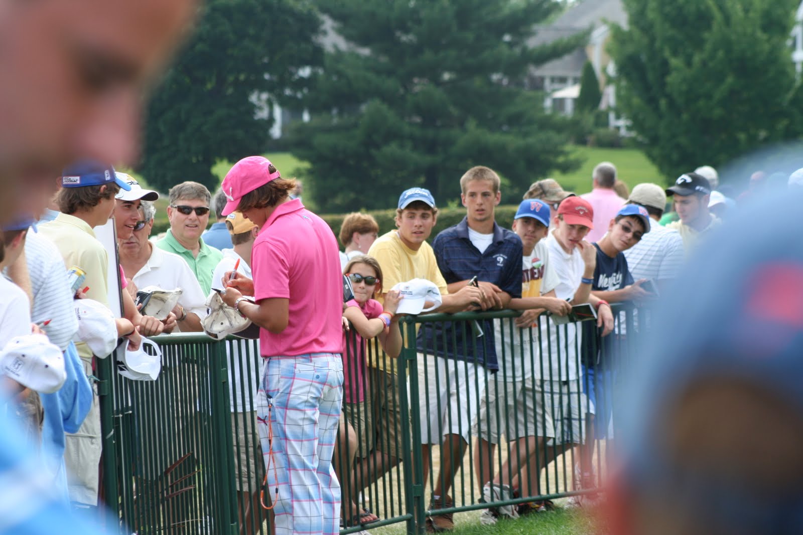 GOLF GIRL'S DIARY: Kate Spade: Ideal Accessories for the Stylish Golf ...