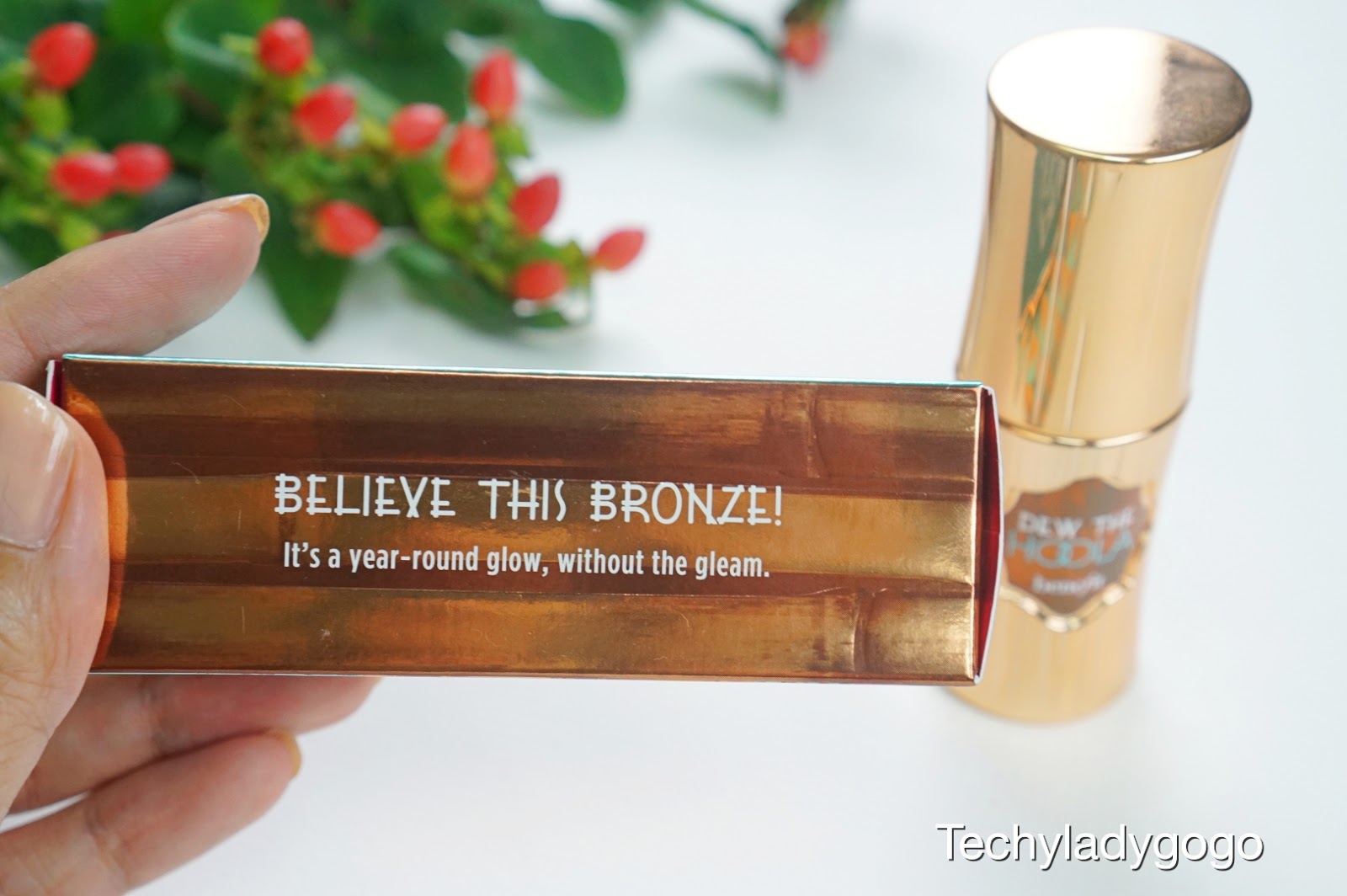 Benefit Dew The Hoola Liquid Bronzer รีวิวบรอนเซอร์ชนิดเหลว soft matte ...