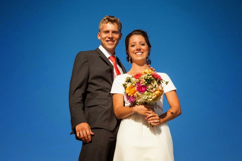 Flowers By Nikelle: Layton + Meredith: Colorful and Classy in California