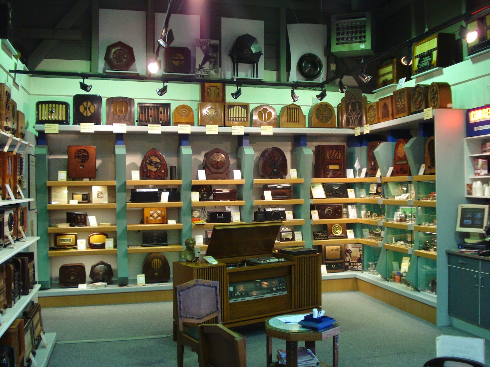 OTL800: Rotterdams Radio Museum