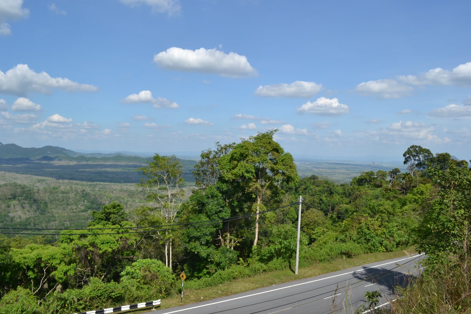 janggut perang photo: puncak bukit wang kelian, perlis