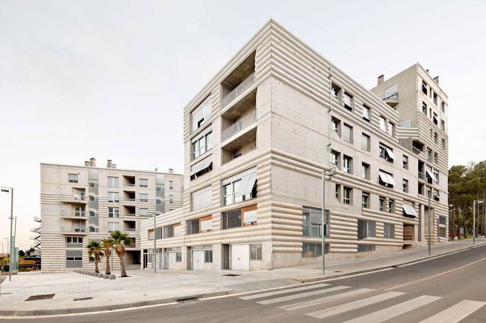 borja mas rodriguez: Flores & Prats, Edificio 111. Terrassa