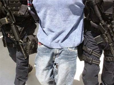 ΕΞΙ ΧΡΟΝΙΑ ΚΑΙ ΕΝΝΕΑ ΜΗΝΕΣ ΦΥΛΑΚΗ ΕΙΧΕ Ο ΡΟΥΜΑΝΟΣ ΠΟΥ ΜΕΧΡΙ ΧΘΕΣ ...