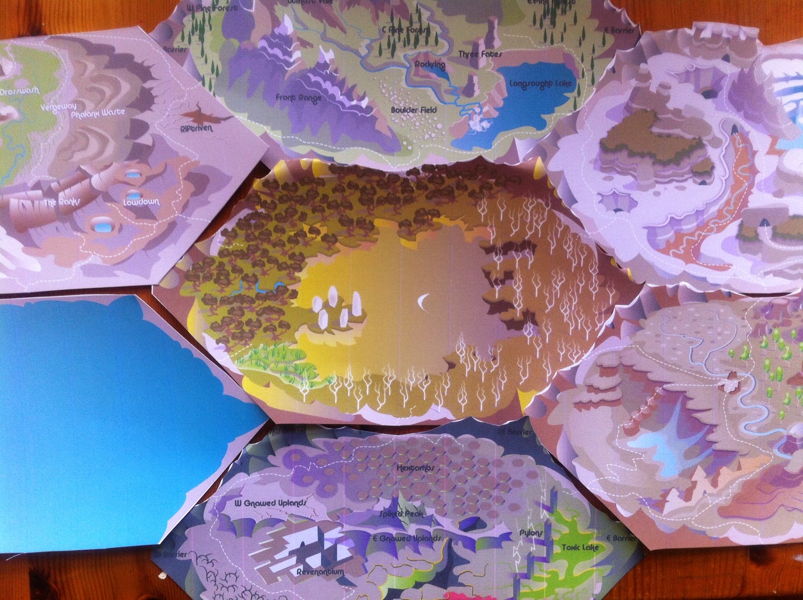 Blue Boxer Rebellion: [Hex Maps] Test Fits on Big Hexyland 2 Megahex Set
