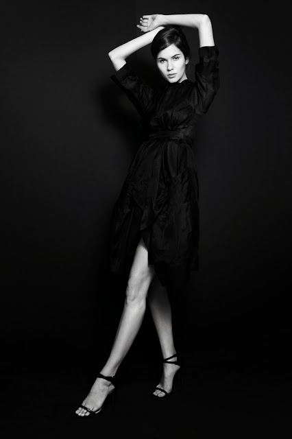 MAJOR MODEL WOMEN: Nicola Minarikova by Anthony Goble