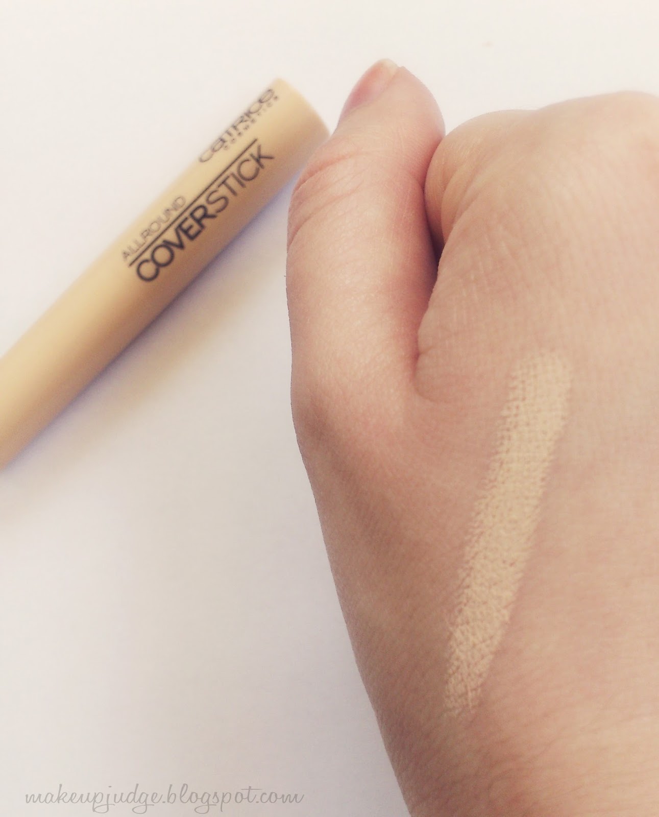 Kapacitet motora: Catrice korektor u stiku