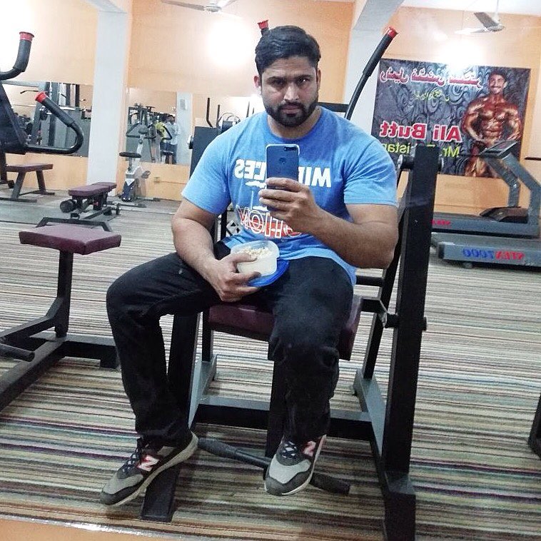 world bodybuilders pictures: lahori paki bodybuilder abdullah ahmed