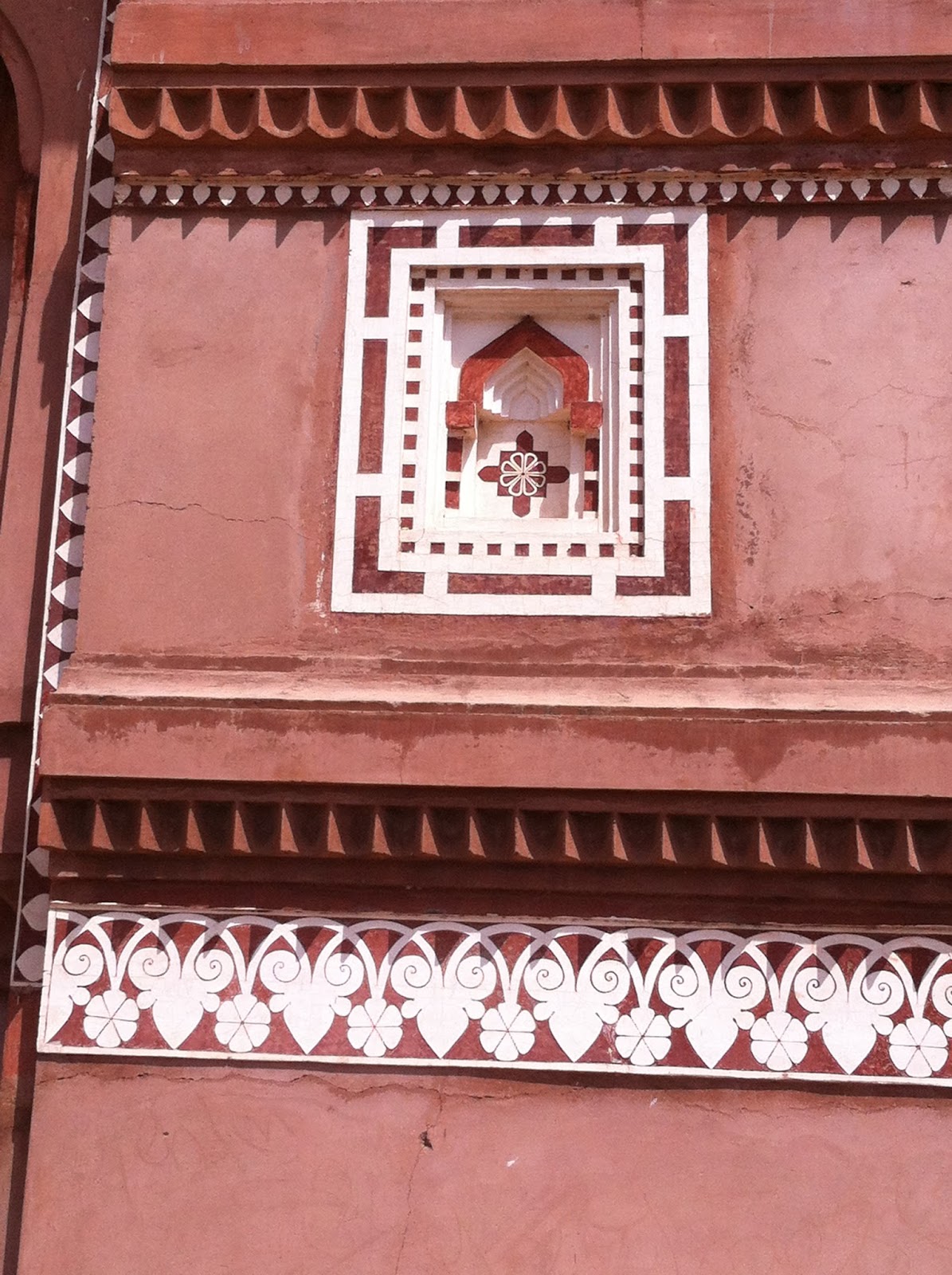 Spark-Plug/Jaywalker72: Motorcycling to Kalpi and Fort of Beri Hamirpur