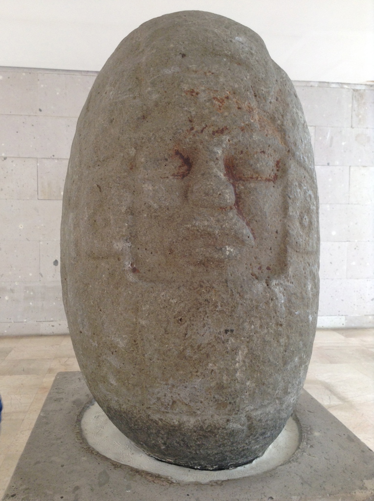 Las Aventuras del Tío Tlacuache: ¿Sabes qué es el metate?