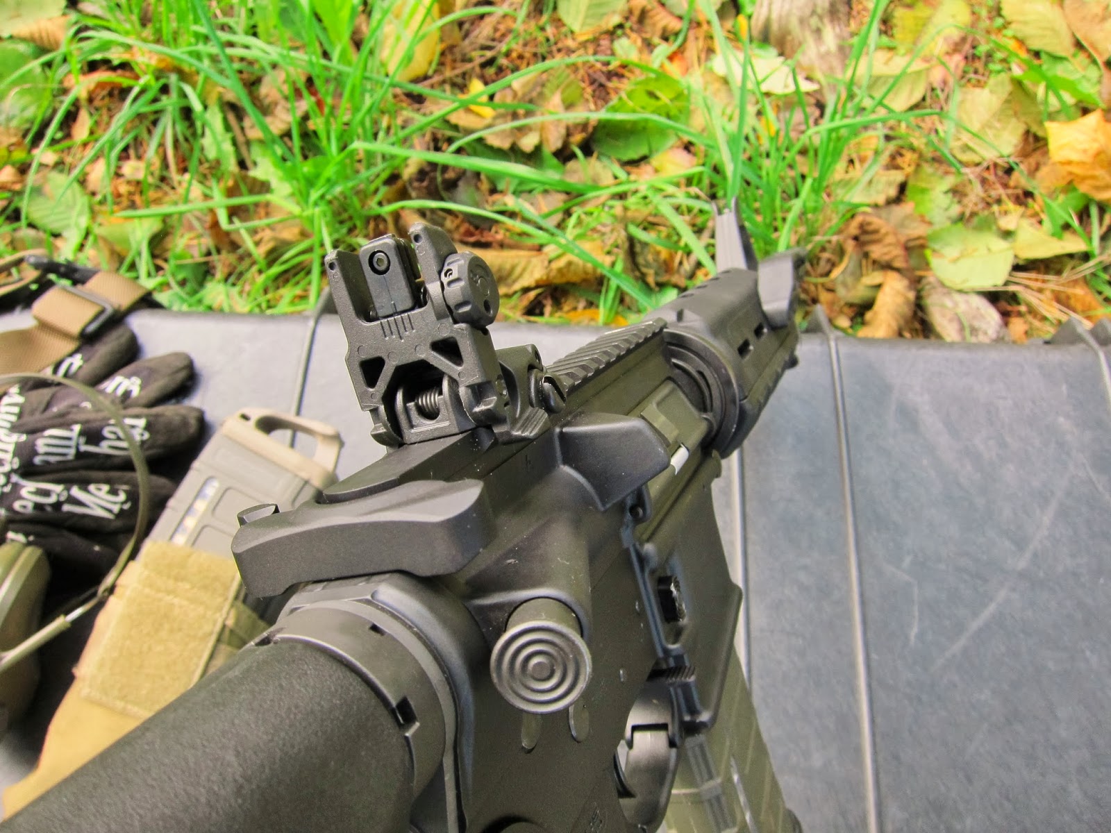 Red Crow Gear: Light Weight AR-15 Setup (On a Budget)