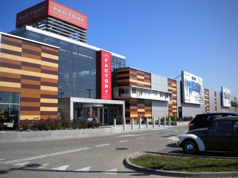 Poznan Outlet Mall - Polish Housewife