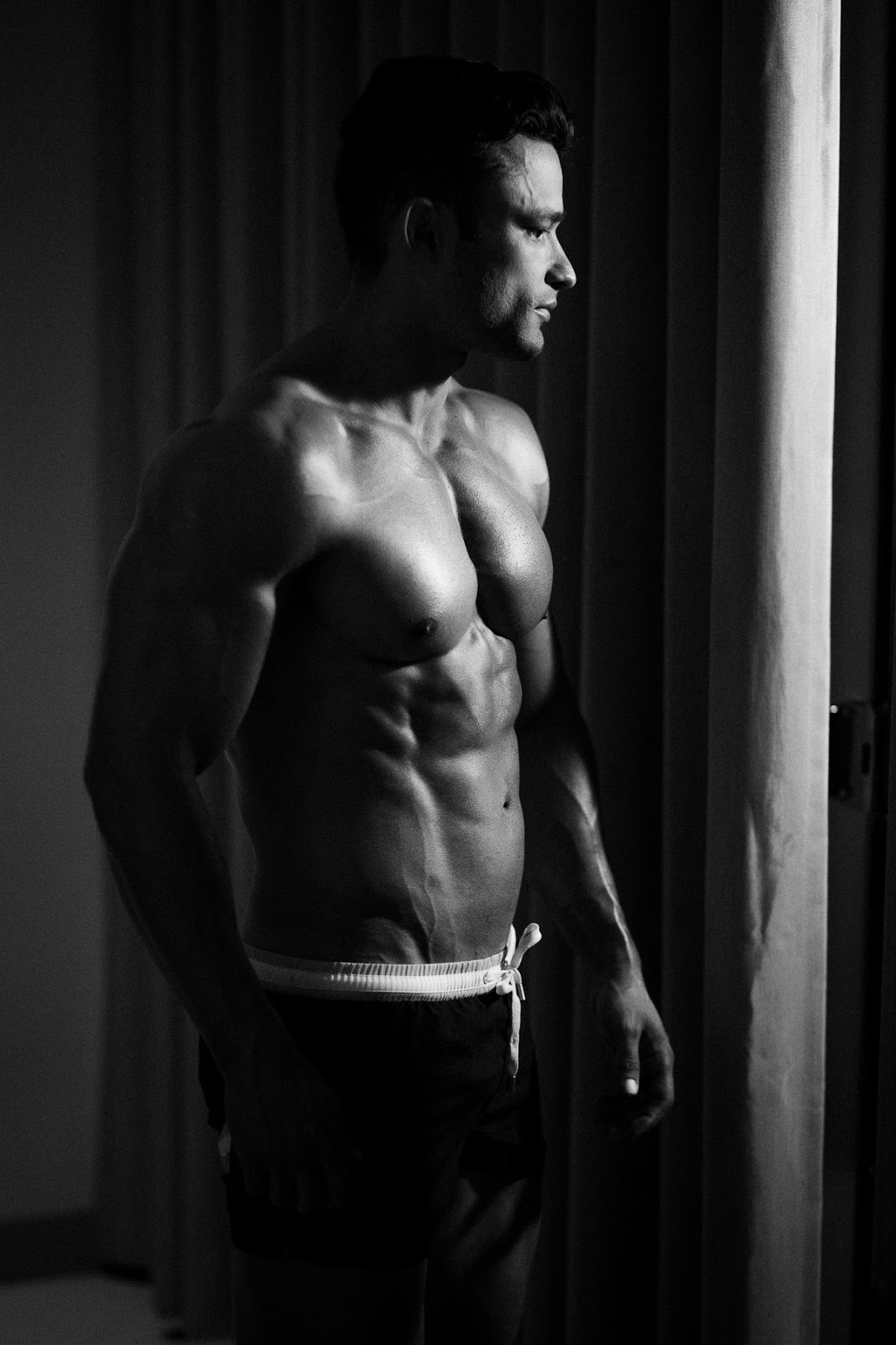 Exclusive: Arnaldo Junior by Guilherme Borges | HLP @homensdelinguaportuguesa