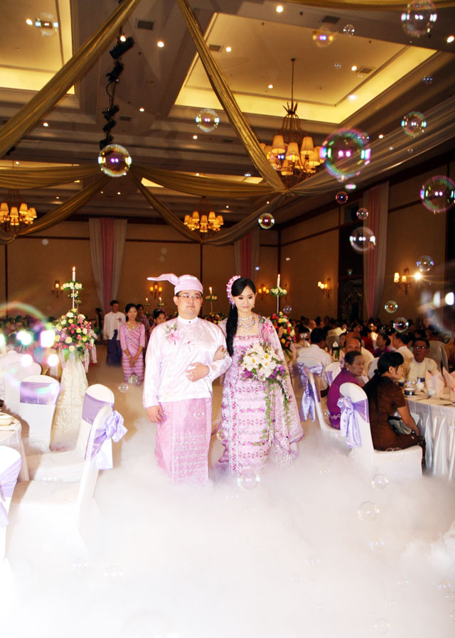 Miss ASEAN Ei Yupar Win and Ye Htut's Wedding Photos | Myanmar Celebrity Couple Photos!